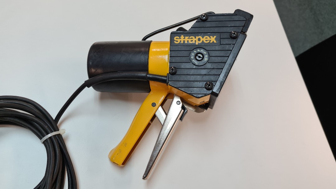 Strapex Strapping Device, Everything Else on Carousell