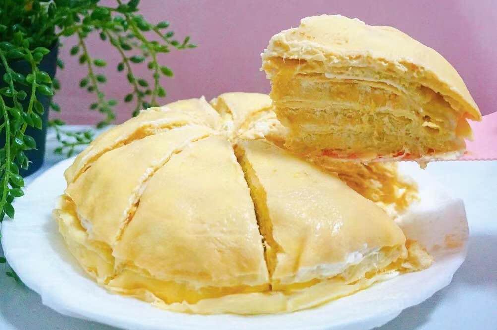 Durian cake, Food & Drinks, Homemade Bakes on Carousell