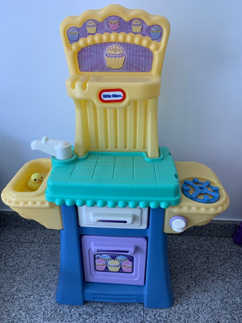 Little Tikes Kitchen Set, Babies & Kids, Baby Nursery & Kids Furniture ...