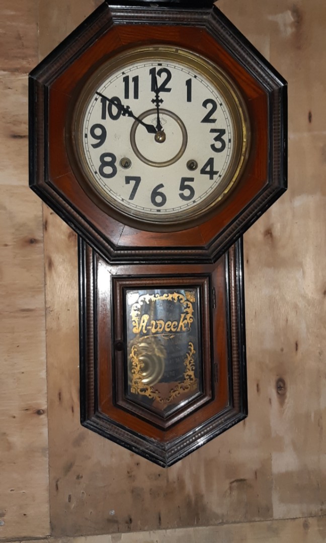 Pendulum clock with key, Furniture & Home Living, Home Decor, Clocks on ...