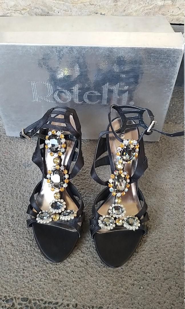 Sepatu pesta Rotelli, Fesyen Wanita, Sepatu di Carousell