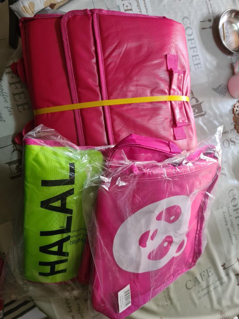 Brand new foodpanda thermal food delivery bag, Everything Else on Carousell