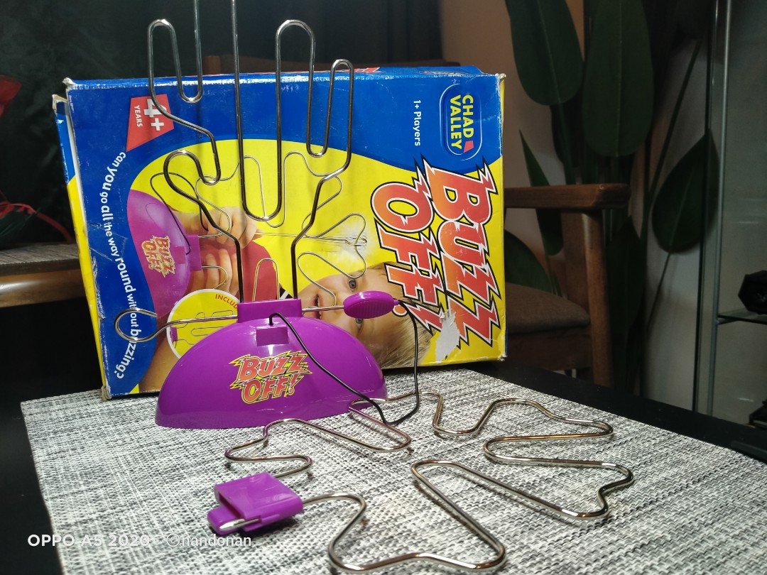 buzz off by chad valley, Hobbies & Toys, Toys & Games on Carousell