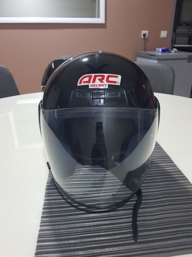 Helmet Arc Discovery, Motorbikes on Carousell