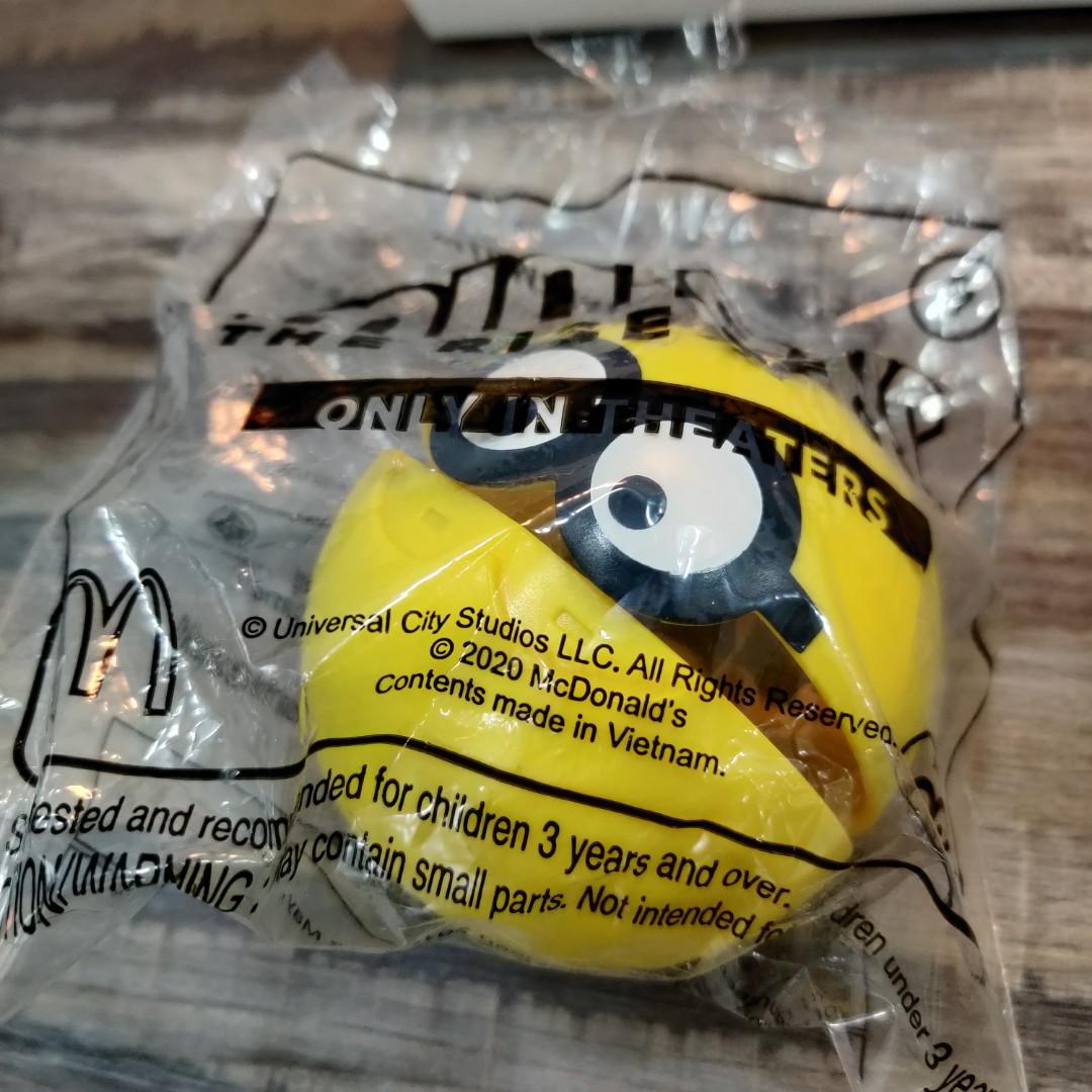 Mcdonald's Minion Week 1- Policeman, Hobbies & Toys, Toys & Games on ...