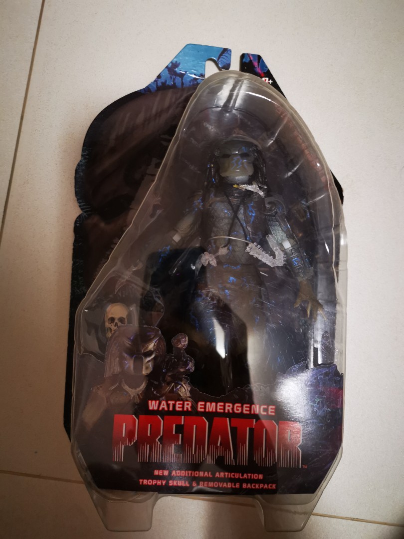 NECA Predator water emergence, Hobbies & Toys, Toys & Games on Carousell