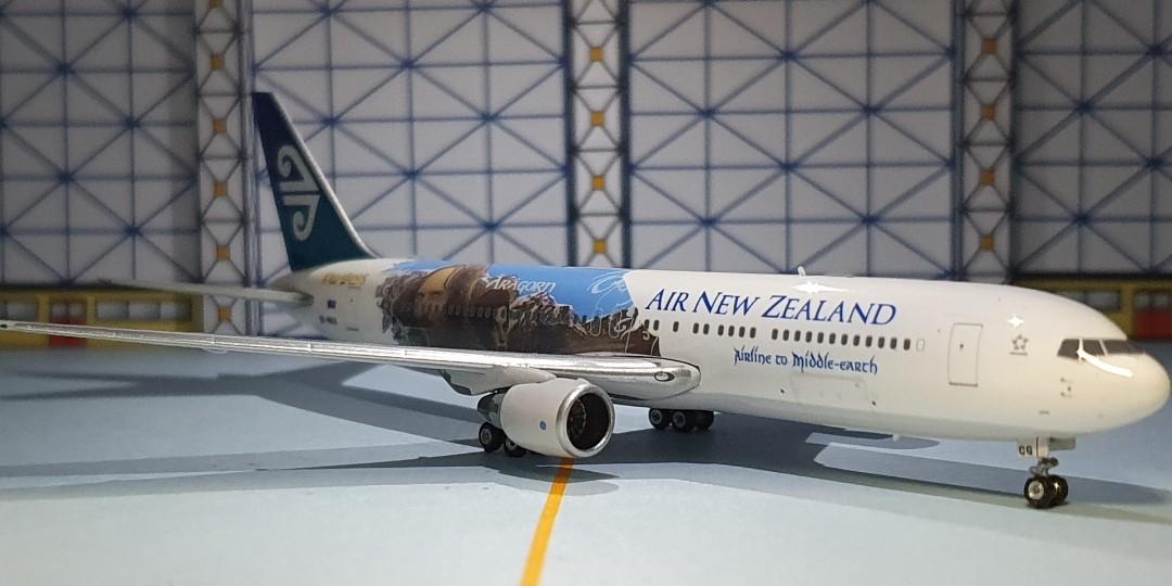 Phoenix 400 Scale model, Hobbies & Toys, Toys & Games on Carousell