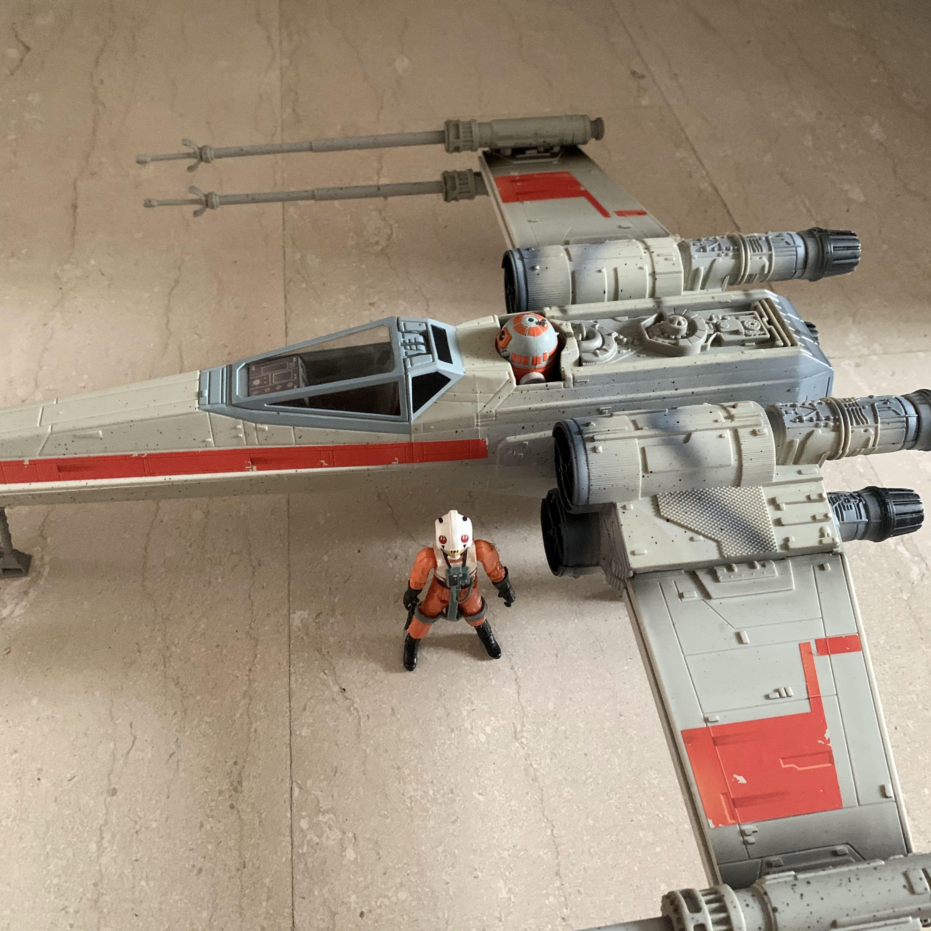 Star Wars 3.75” scale Red Leader X-Wing Starfighter, Toys & Games ...