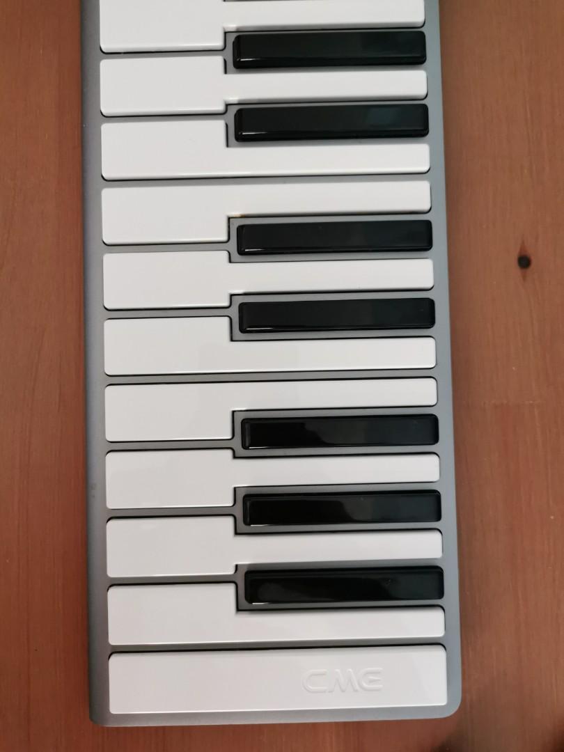 Cme xkey 25, Hobbies & Toys, Music & Media, Musical Instruments on ...