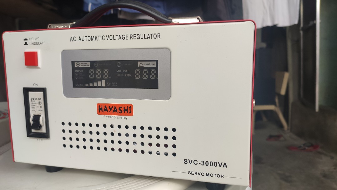 HAYASHI AVR 3000W, TV & Home Appliances, Irons & Steamers on Carousell