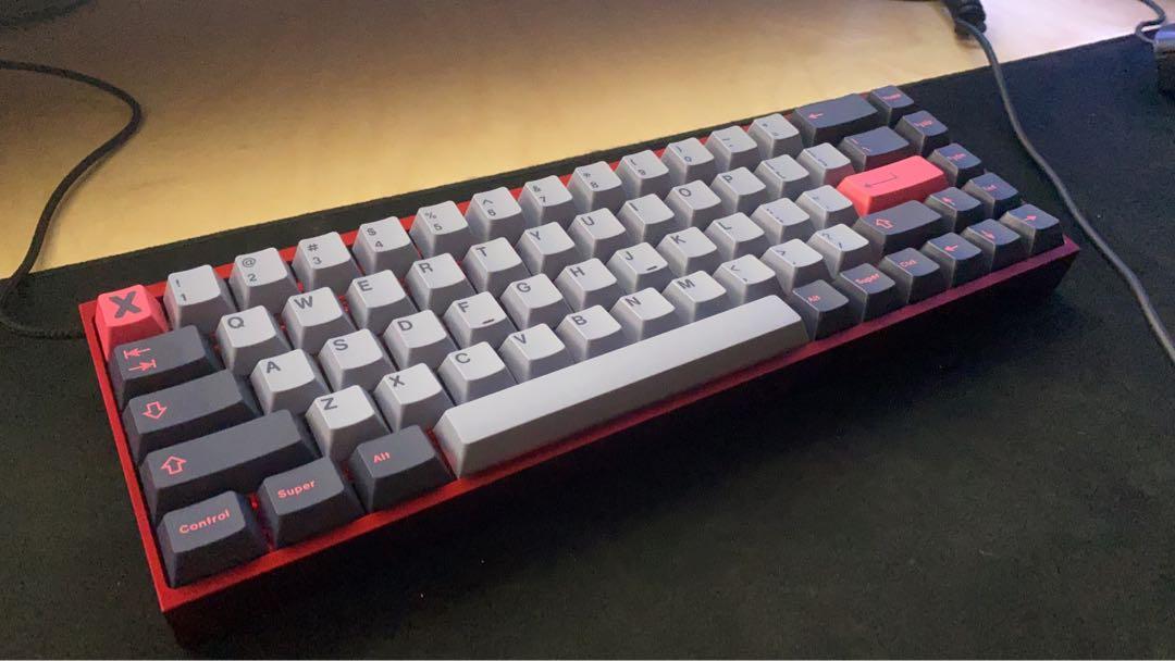 KBDFANS TOFU65 burgundy red with NK cream switches, Computers & Tech ...