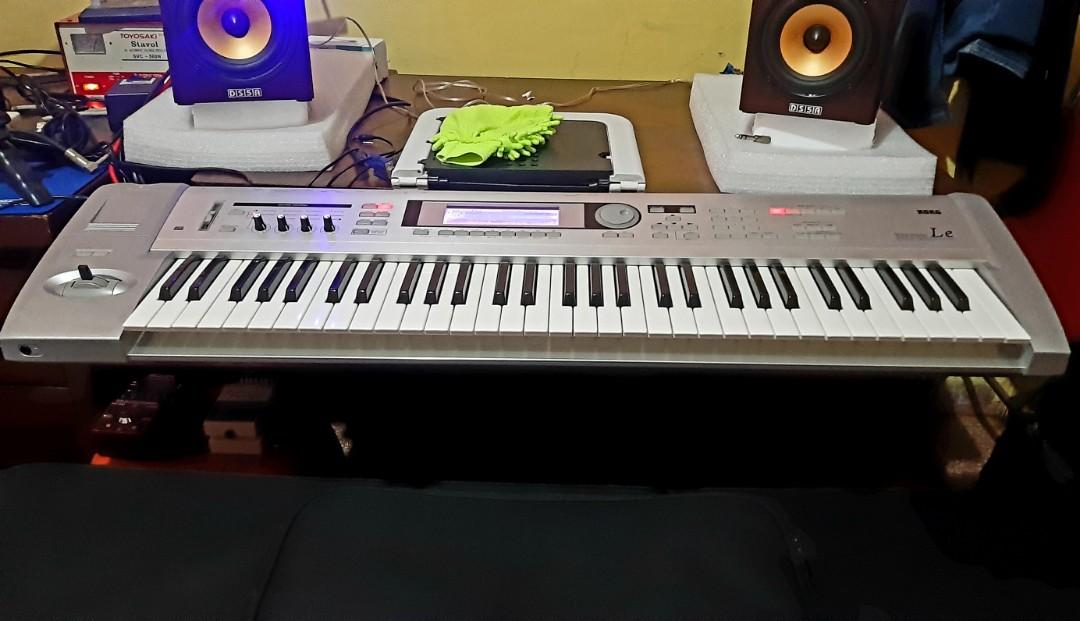 Keyboard Korg triton Le workstation, Musik & Media, Alat di Carousell