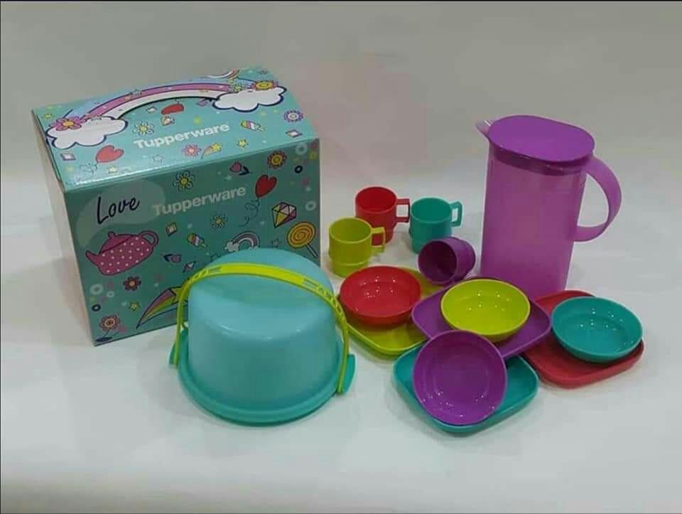 Tupperware mini masak set, Babies & Kids, Baby Nursery & Kids Furniture, Kids' Tables & Chairs ...
