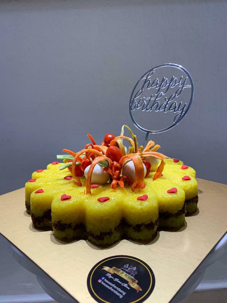 Birthday Cake Pulut Kuning Rendang Tok, Food & Drinks, Homemade Bakes ...