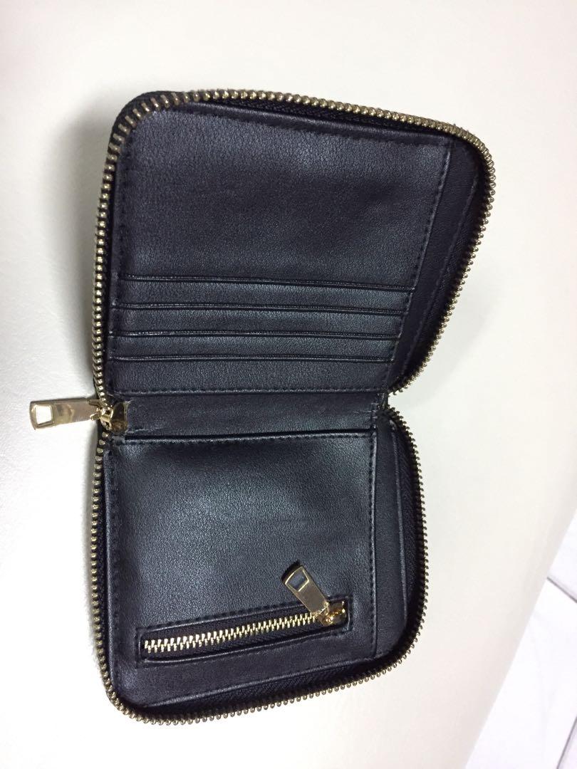 H&M Wallet (Bi-fold), Women's Fashion, Bags & Wallets, Wallets & Card ...