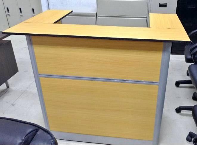 L-SHAPE COUNTER TABLE OFFICE PARTITIONS, Furniture & Home Living ...
