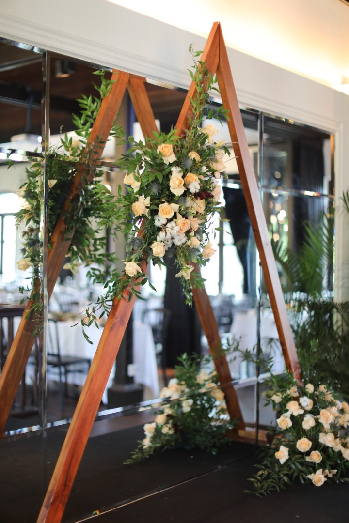 Triangle Arch Wedding Backdrop, Lifestyle Services, Event & Party ...