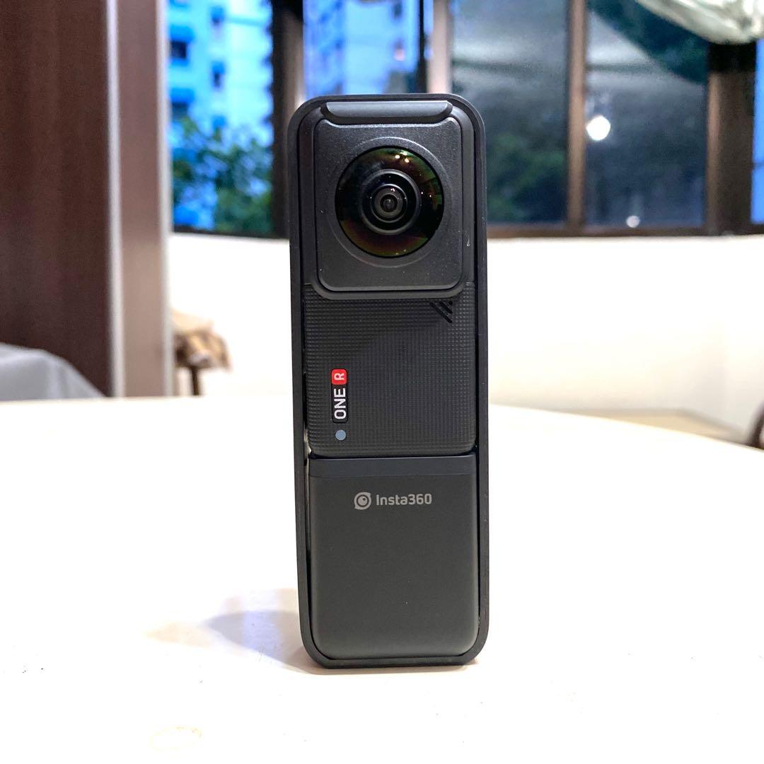 Insta360 One R 360 Camera with Free Invisible Selfie Stick and Micro SD ...