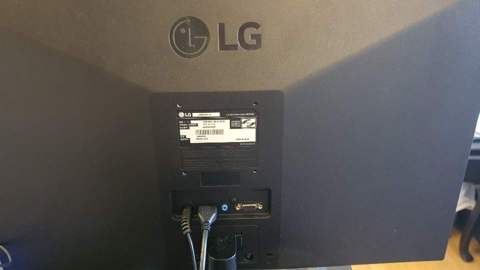 LG 24 inch Monitor IPS FHD, Computers & Tech, Parts & Accessories ...