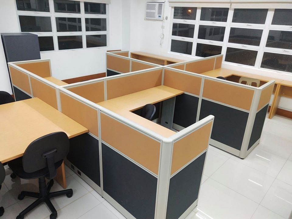 MULTIPLE CALL CENTER OFFICE PARTITIONS, Furniture & Home Living, Office ...