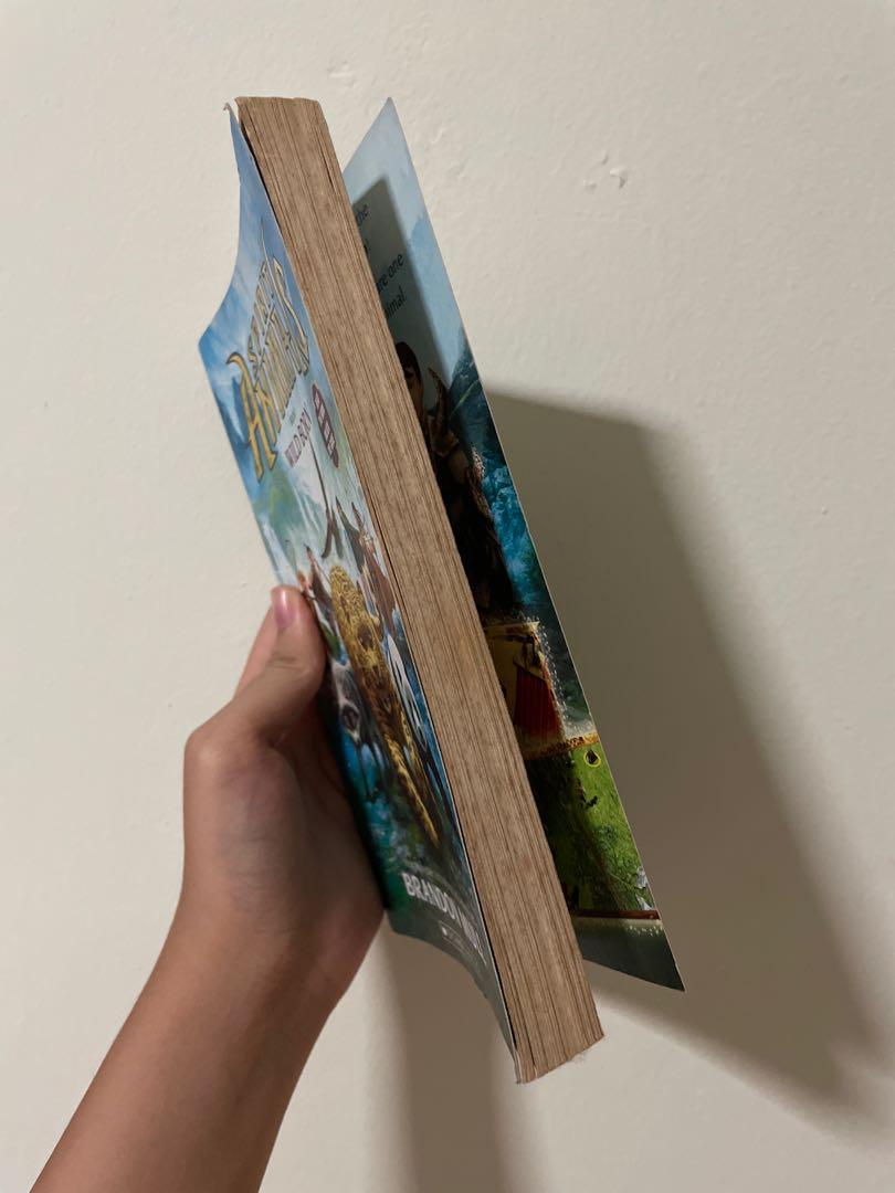 spirit animals book 1 : wild born, Hobbies & Toys, Books & Magazines ...