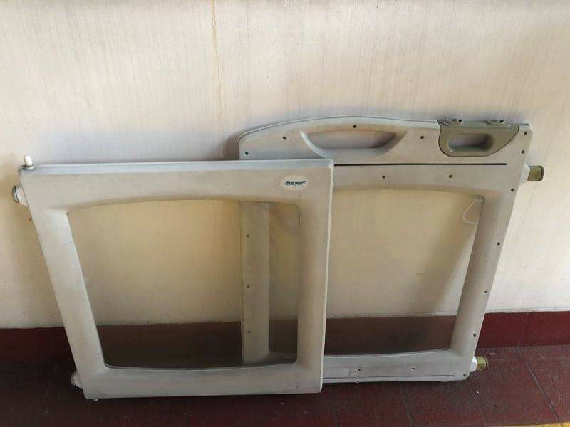 THE FIRST YEARS EVERYWHERE ALL CLEAR SWING SAFETY GATE , Babies & Kids ...