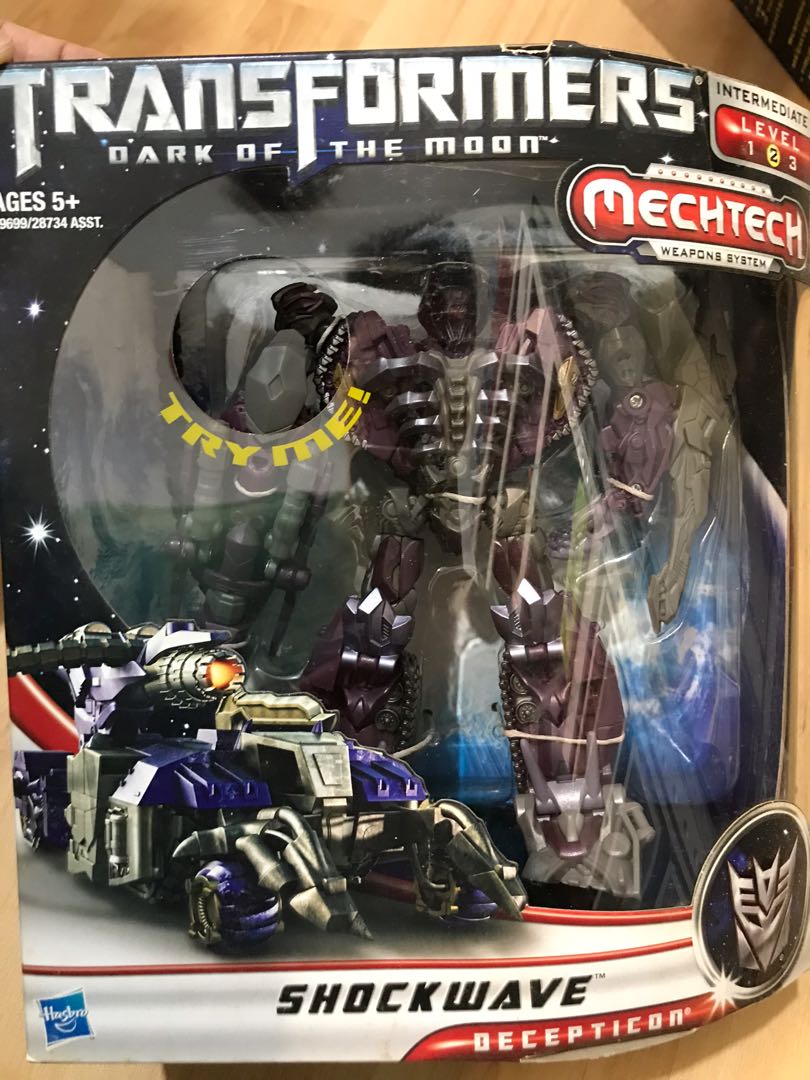 transformers dotm shockwave, Hobbies & Toys, Collectibles & Memorabilia ...