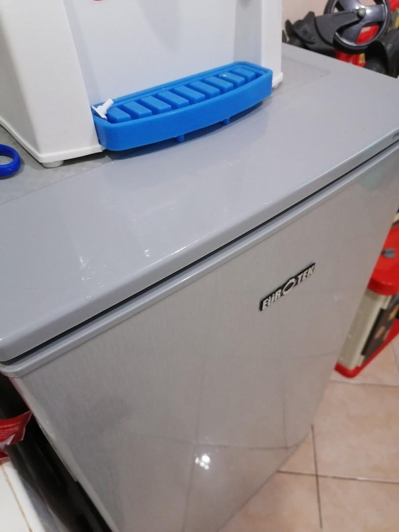 Eurotek Personal Refrigerator, TV & Home Appliances, Kitchen Appliances ...