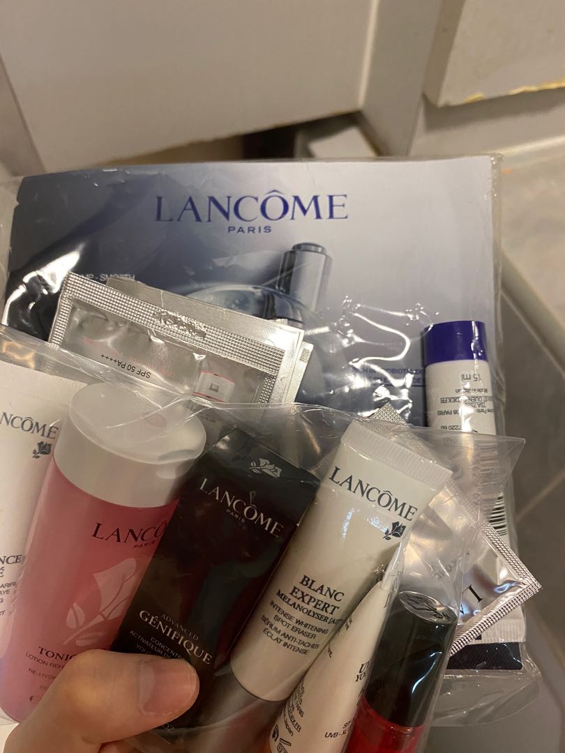 Lancôme small sample set with Jewrelly hanger, Beauty & Personal Care ...