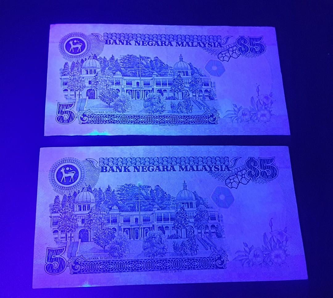 Malaysia Lima Ringgit- 6th Series RM 5- with Cross Flag Pole x 2 pcs ...