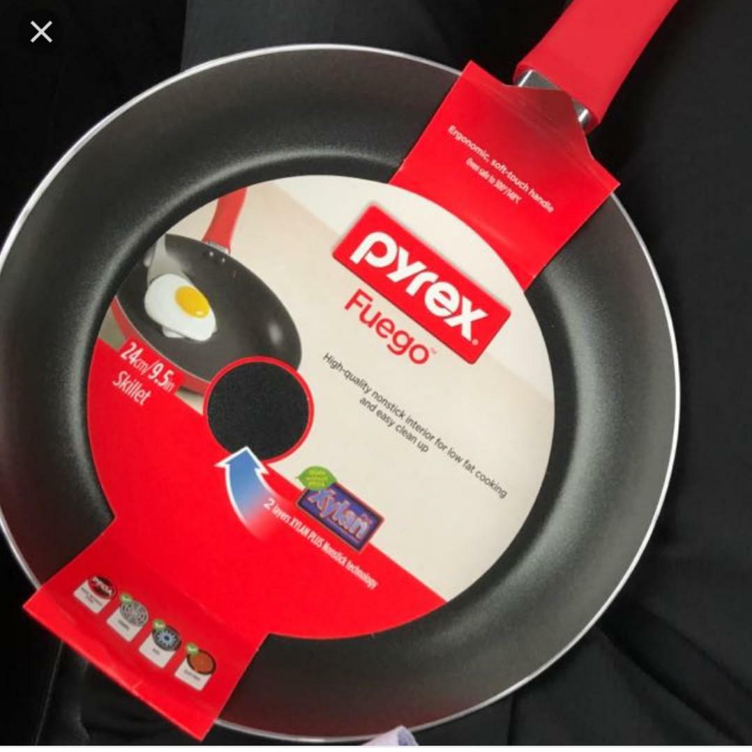 Pyrex Fuego Skillet 24cm (Frying pan), Furniture & Home Living ...