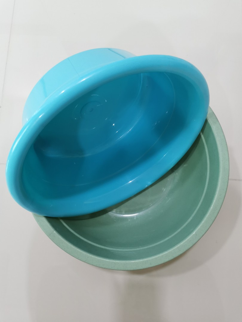 Round Plastic Basin / Wash Basin / Buckets, Furniture & Home Living ...