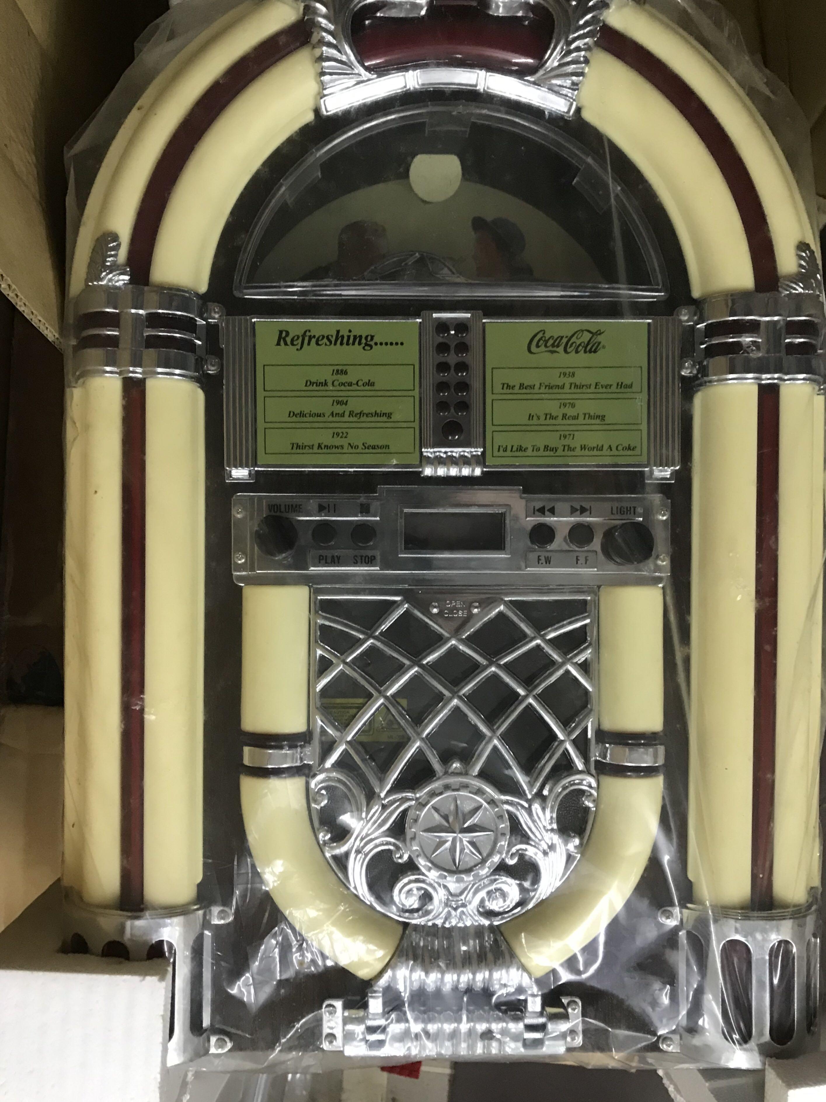 絕版 199x年 Coca Cola 可口可樂 Jukebox-Designed CD Player with Radio 一台, 音響器材 ...