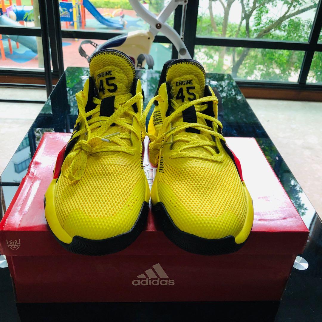 Adidas DON Issue 1, Men's Fashion, Footwear, Sneakers on Carousell