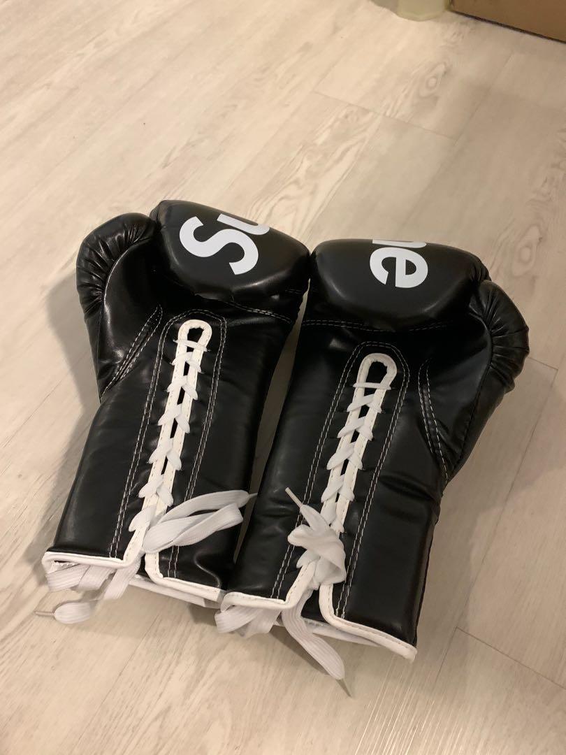 Boxing Gloves supreme black, Sports Equipment, Sports & Games, Racket ...