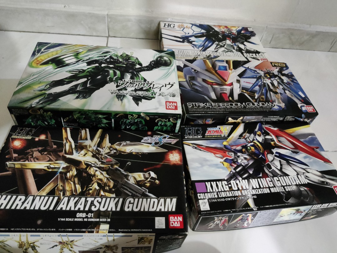 Built gundam, Hobbies & Toys, Toys & Games on Carousell