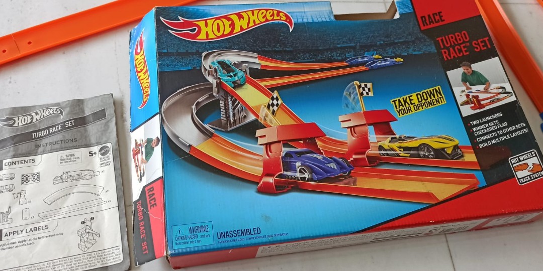 Hot Wheels dual track, Hobbies & Toys, Toys & Games on Carousell