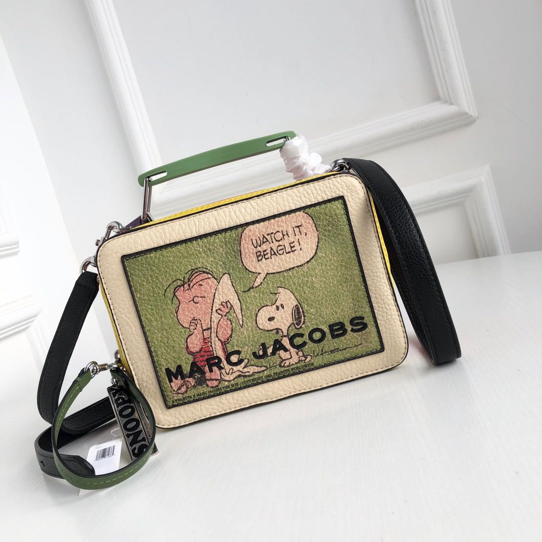 Marc Jacob BoxBag With Snoopy, Women's Fashion, Bags & Wallets, Tote ...