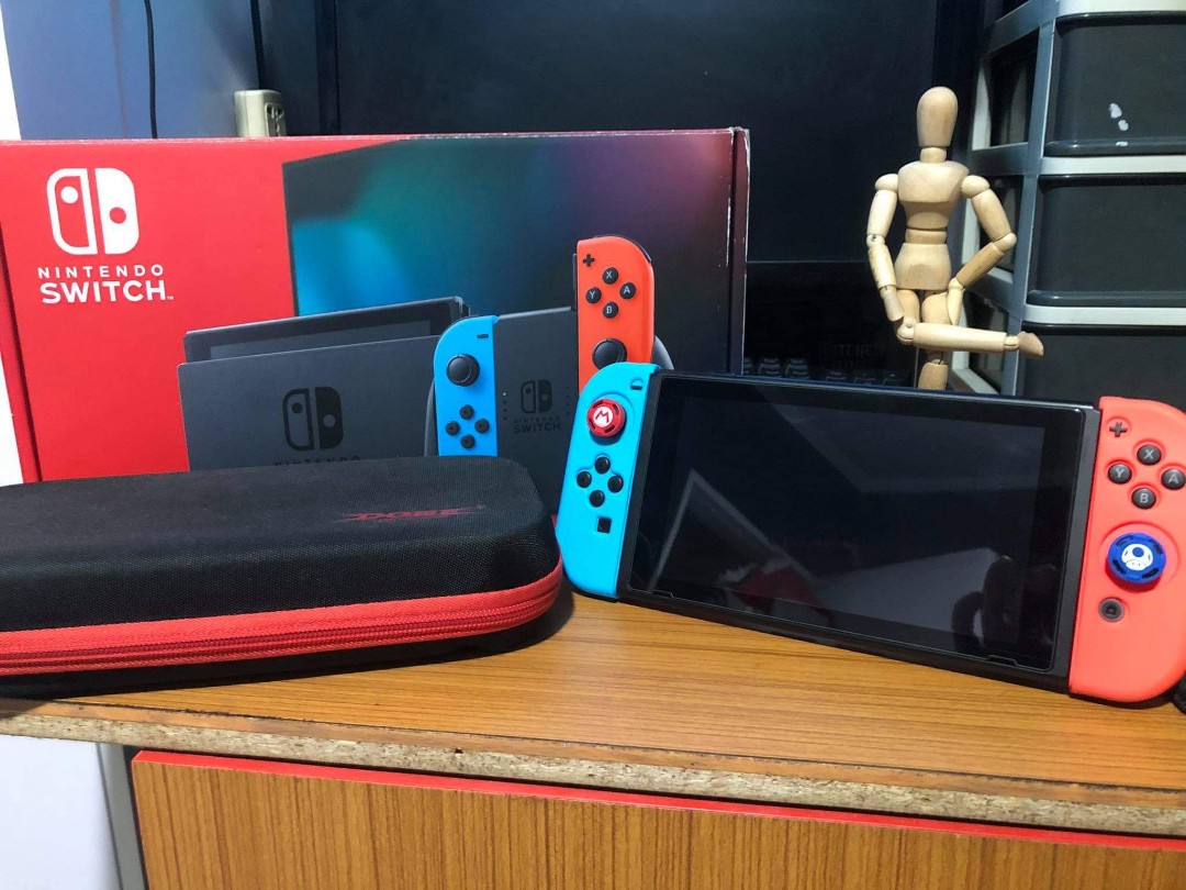 Nintendo Switch Neon Red and Blue Version 2, Video Gaming, Video Game ...