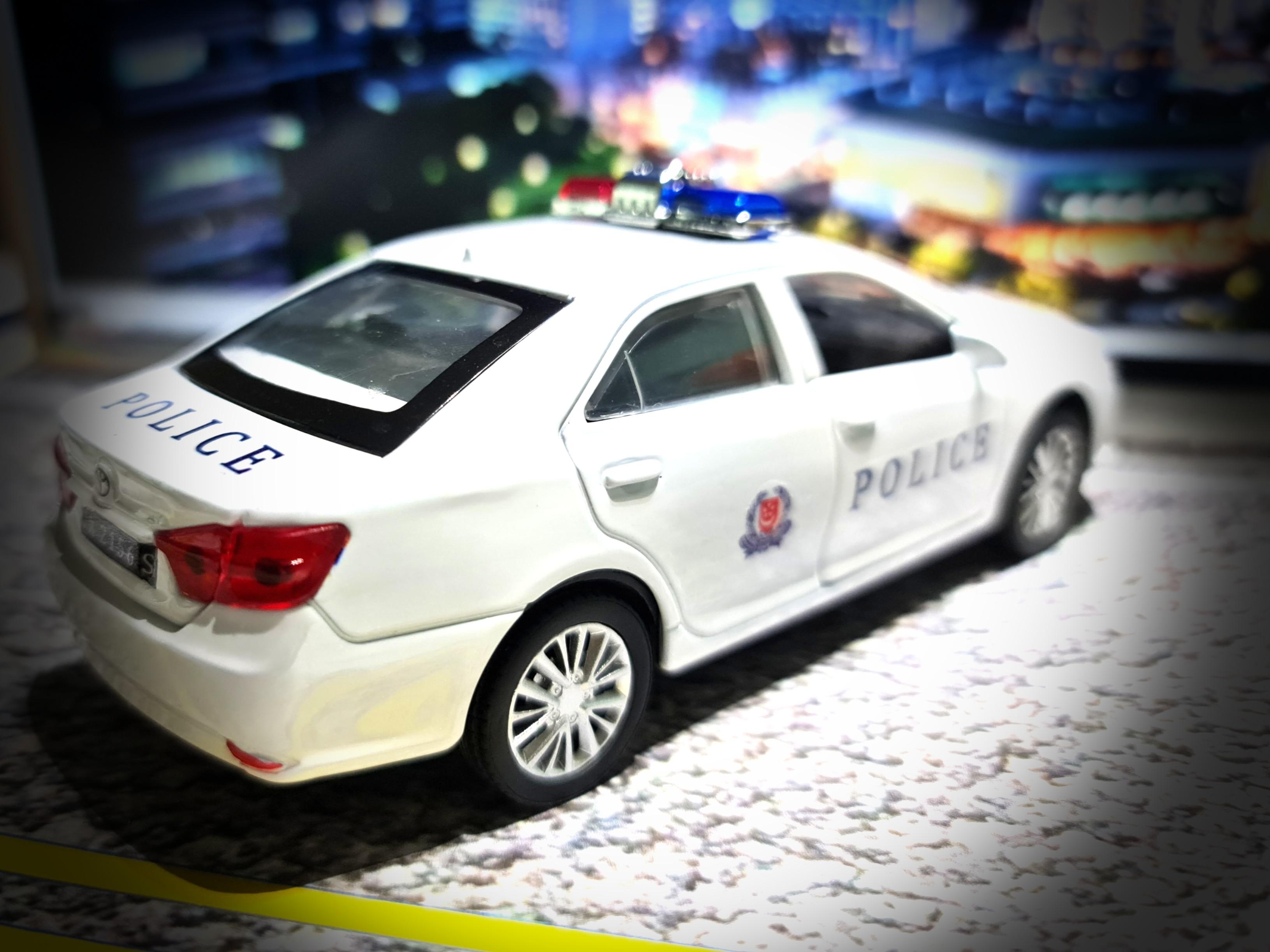 Police Car Scale 1:32, Hobbies & Toys, Toys & Games on Carousell