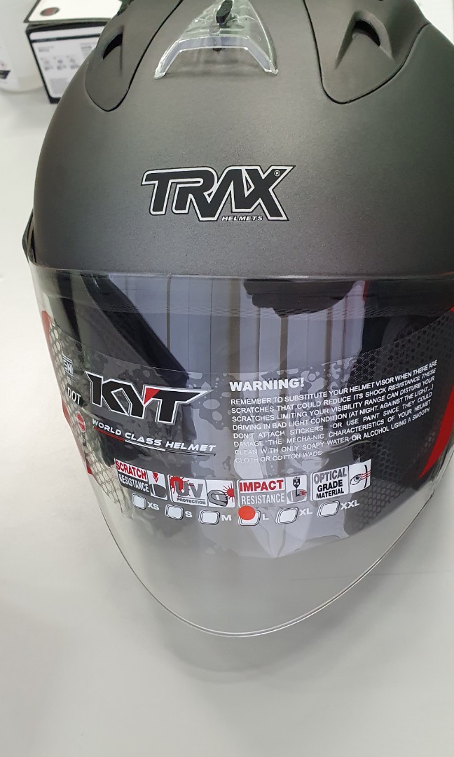 Trax Helmet, Motorcycles, Motorcycle Apparel on Carousell