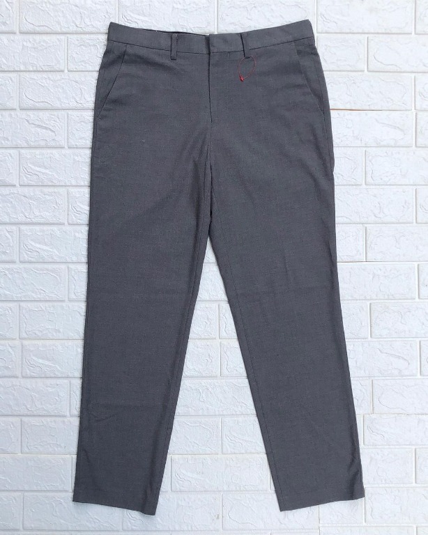 Uniqlo Men Easy Care Stretch Slim Fit Pants, Fesyen Pria, Pakaian , Bawahan di Carousell