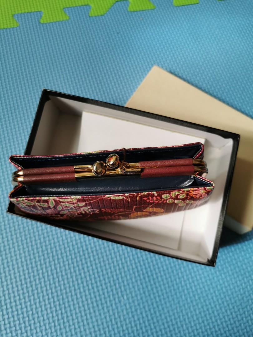 Vintage Chinese style wallet, Women's Fashion, Bags & Wallets, Wallets ...