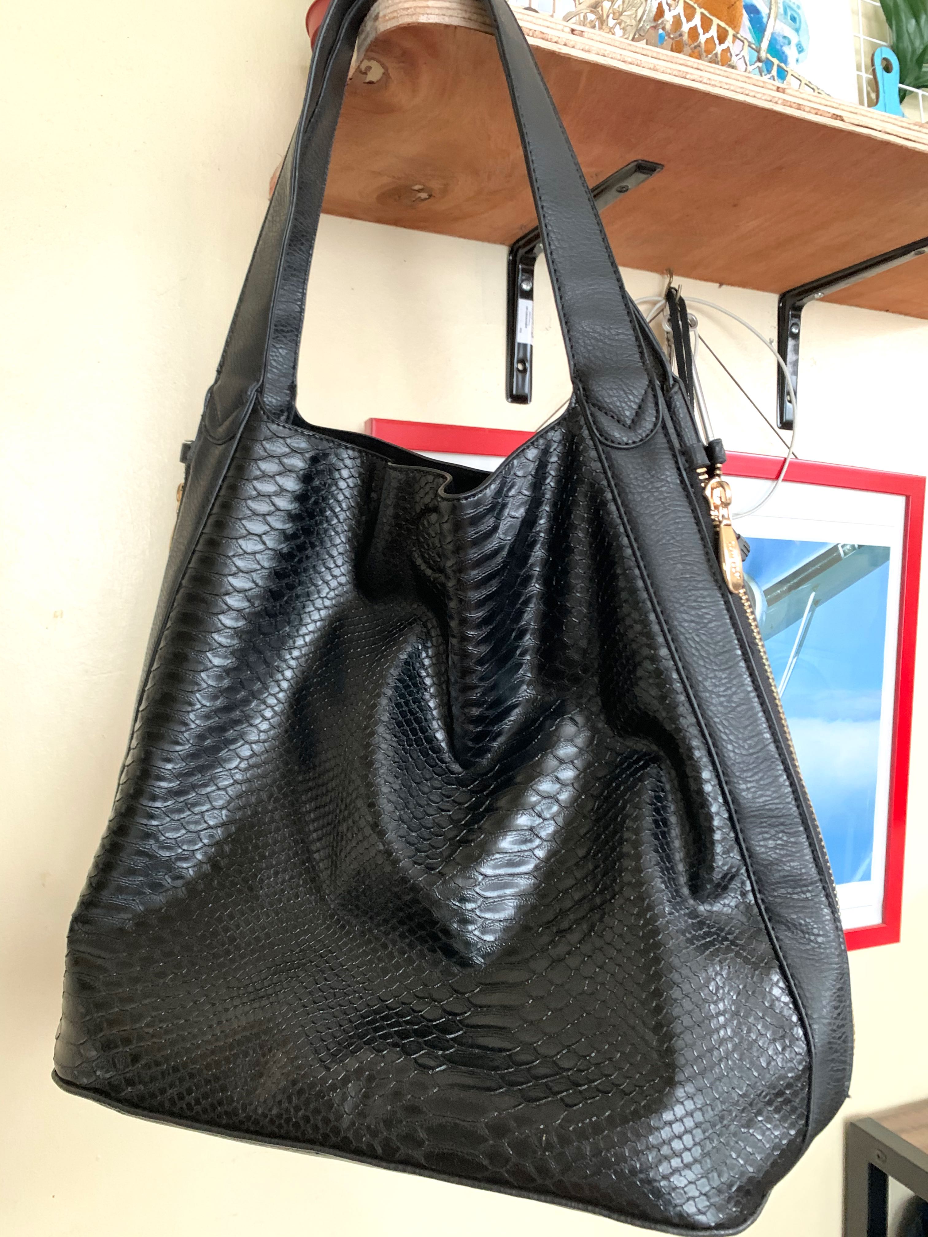 D. Kelly Japan Brand Bag, Women's Fashion, Bags & Wallets, Tote Bags on ...