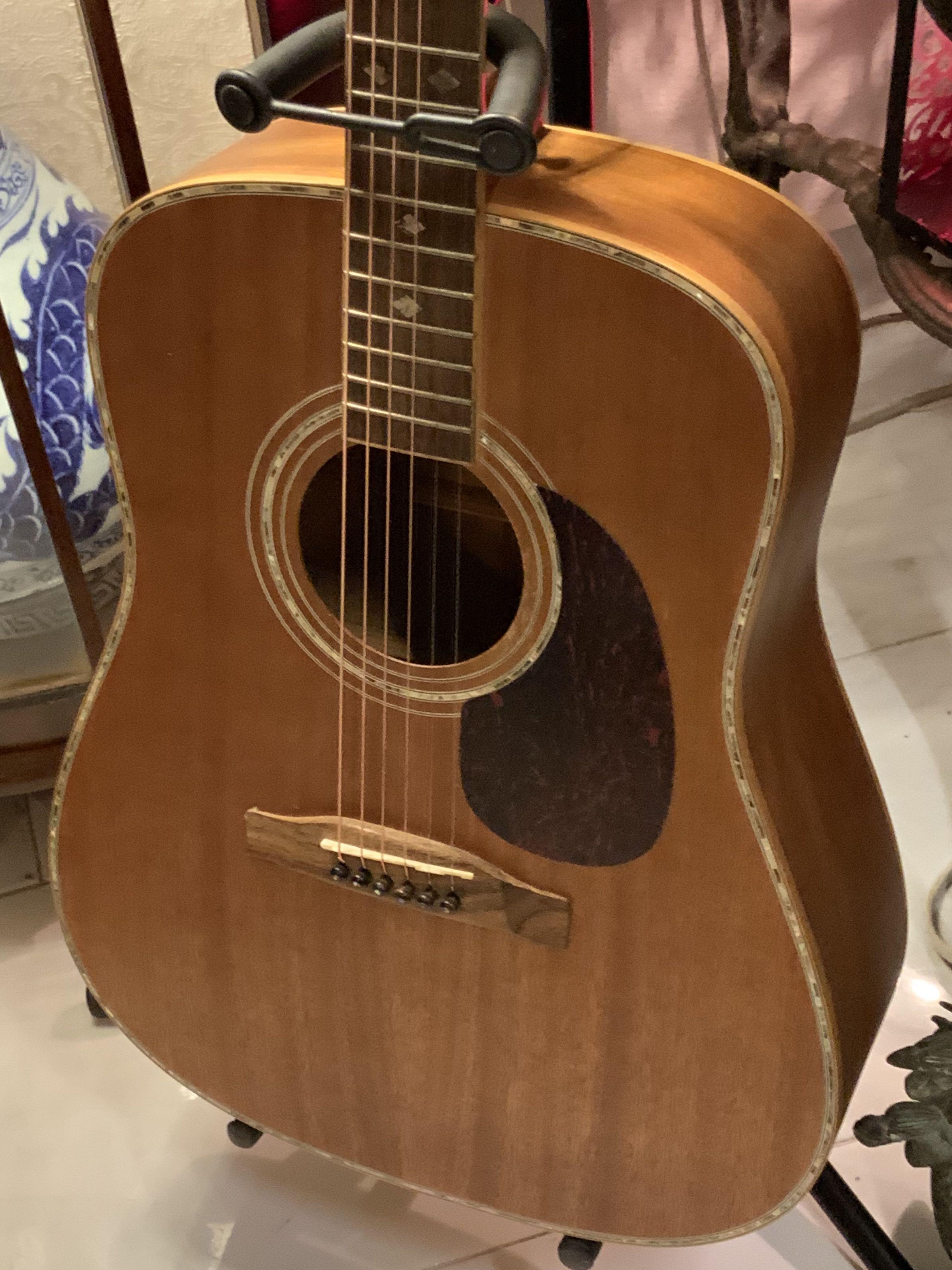 Gibson Kramer K800 Acoustic Guitar, Hobbies & Toys, Music & Media ...