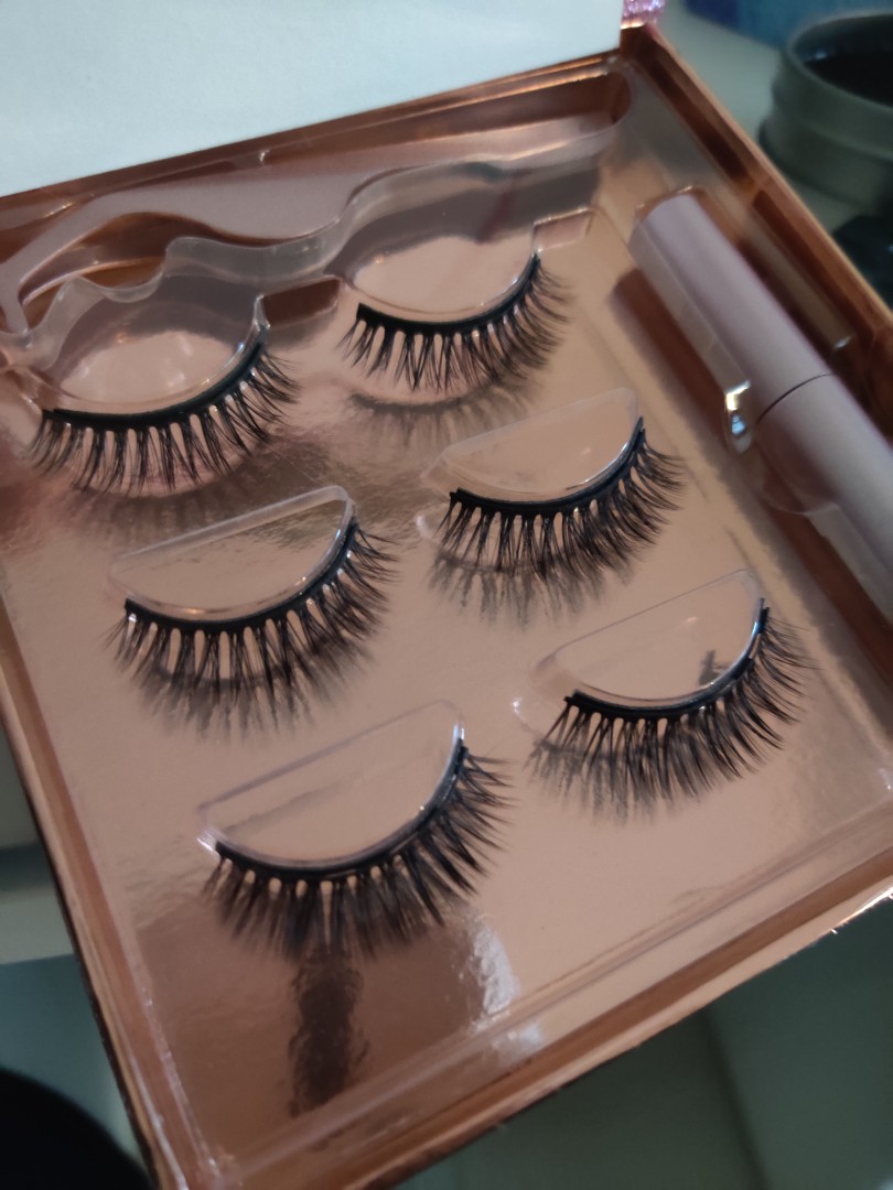 Plastic Cosmetics Magnetic Lashes in Dolly, Beauty & Personal Care ...