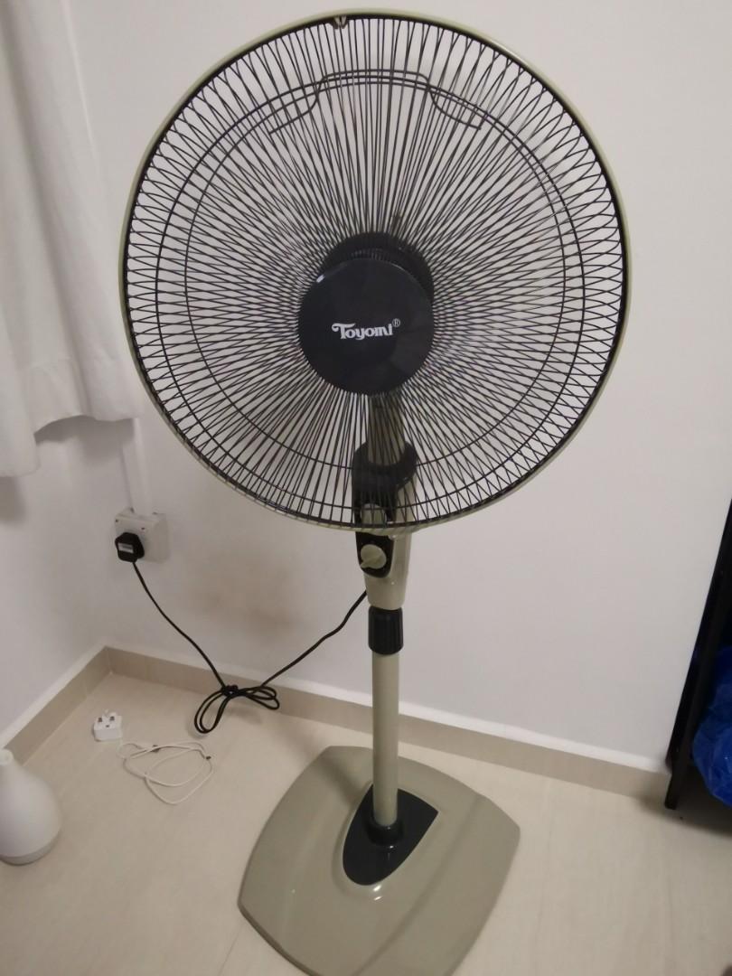 Toyomi Stand Fan with timer FS 1638, Furniture & Home Living, Lighting ...