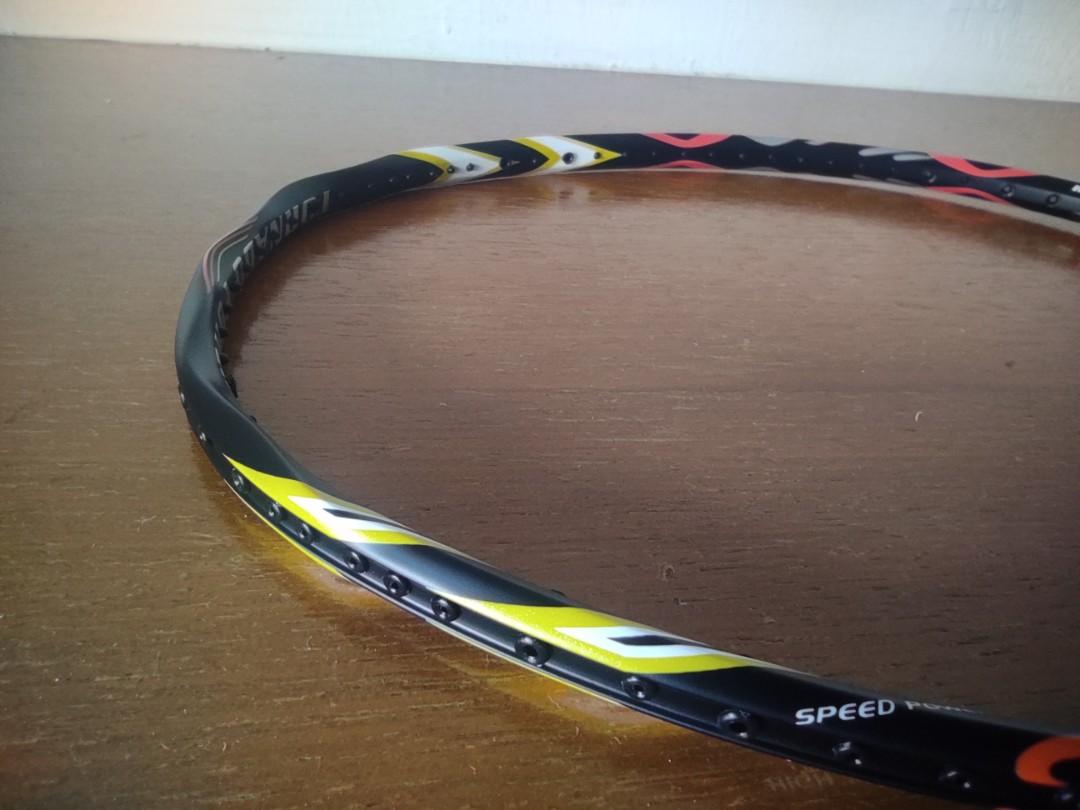 Yang Yang Breakthrough 70 badminton racquet racket, Sports Equipment ...