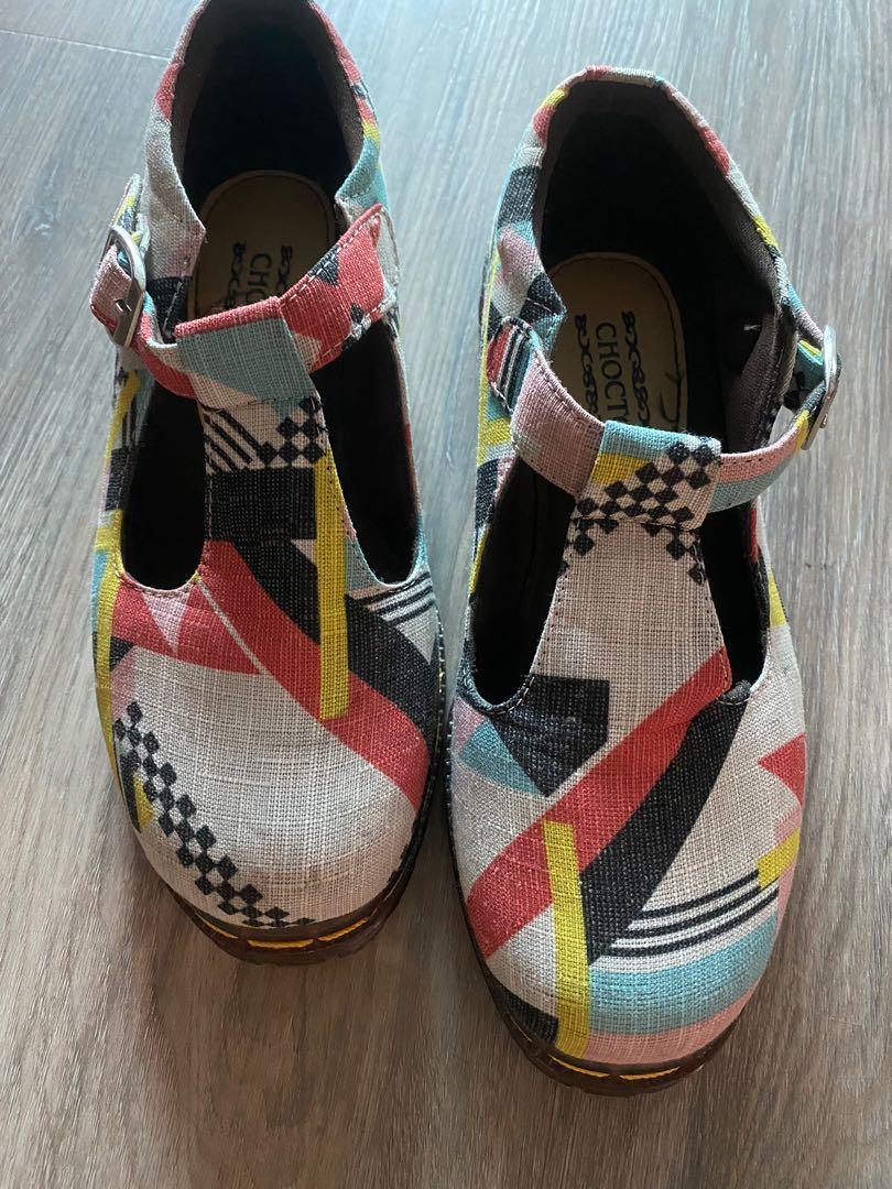 Colourful slip on, Women's Fashion, Footwear, Flipflops and Slides on ...