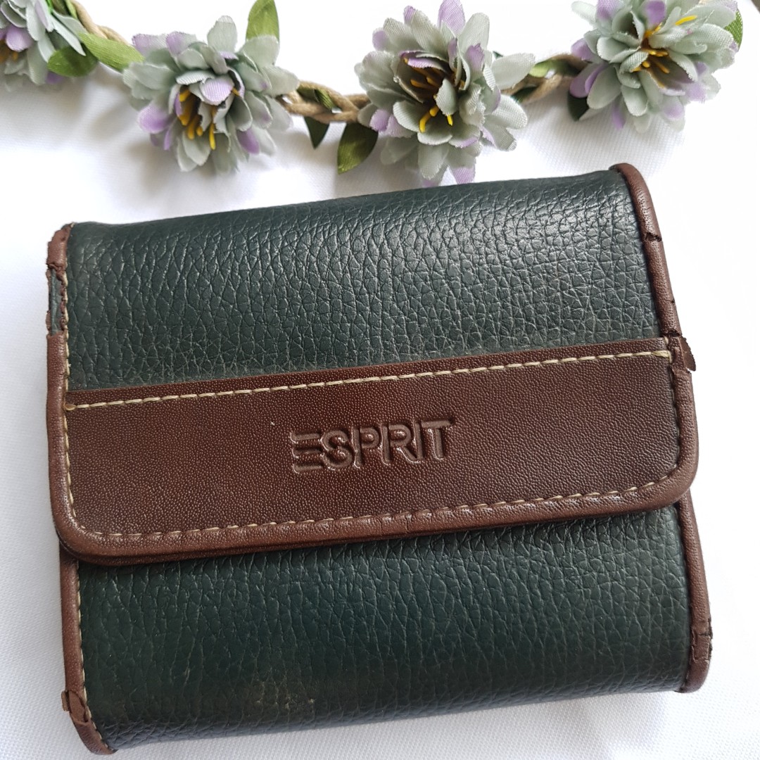 Esprit ~ vintage wallet, Barang Mewah, Tas & Dompet di Carousell